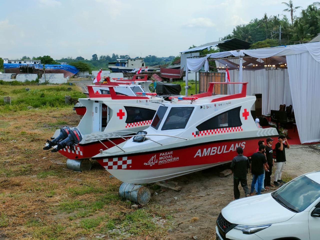 Dukung Akses Kesehatan, Gusdurian Peduli Salurkan 4 Unit Ambulans Laut ... Dukung Akses Kesehatan, Gusdurian Peduli Salurkan 4 Unit Ambulans Laut ...